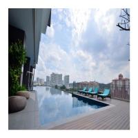 China Affordable Fiberglass Above Ground Outdoor Swimming Pool for Family for sale