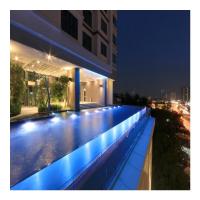 China Affordable Fiberglass Above Ground Outdoor Swimming Pool for Family for sale