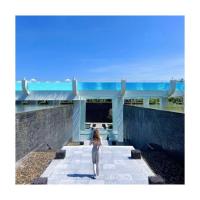 China 12m Acrylic Swimming Pool A Luxurious Addition to Aupool Spectacular Hotel Rooftop for sale