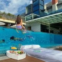 China Clear Glass Wall Above Ground Pool with Acrylic Plexi and PMMA Acrylic Swimming Pool for sale