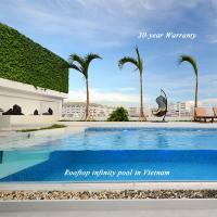 China Acrylic Villa Swimming Pool with Endless Glass Panels and Full Side Inground Design for sale