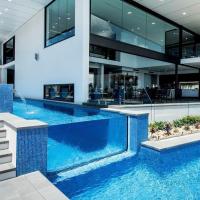China Hotel Custom Acrylic Glass Panel Fiberglass Swimming Pool with 100% Virgin PMMA Aupool for sale
