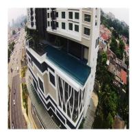 China High Surface Hardness Acrylic Sheet for Aupool Above Ground Embassy Gardens Sky Pool for sale