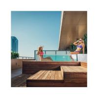 China Acrylic Swimming Pool Window By OEM For Luxury Outdoor Cast PMMA Sheet for sale