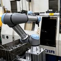 China UR18g-950 18kg Payload 950mm Reach ±0.05mm IP65 6-Axis Machine Tending Robot for sale