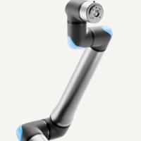 China UR 8kg Payload 1750mm Reach 6-Axis Welding Cobot Arm with Force-Torque Sensor for sale