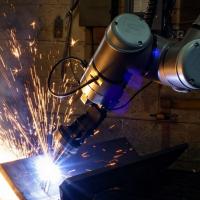 China UR 8kg Payload 1750mm Reach 6-Axis Welding Cobot Arm with Force-Torque Sensor for sale