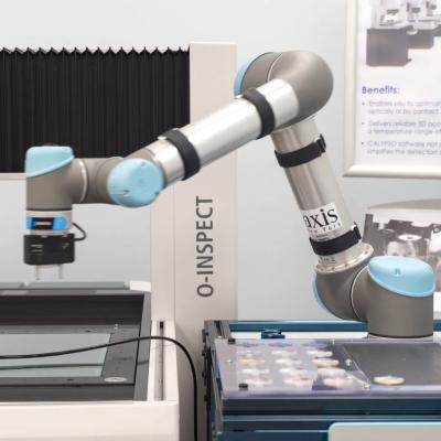 China UR7e Collaborative Robot Workstation 7.5kg Cobot With 850mm Reach for Precision Instrument Material Picking Handling and Loading for sale