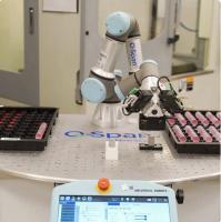 China UR7e Collaborative Robot Workstation 7.5kg Cobot With 850mm Reach for Precision Instrument Material Picking Handling and Loading for sale
