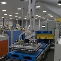 China 4 Axis Heavy-duty Industrial Robot with Pneumatic Gripper Handling and Palletizing Robot Workstation for Conveyor Canned Food for sale
