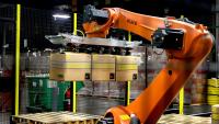 China High Speed KUKA KR 470-2 PA 5 Axis 470kg 3150mm Industrial Palletizing Robot Arm with Pallet Gripper for Heavy Goods Handling for sale