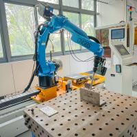 China CNGBS Teaching Free 6 Axis Welding Robot Arm Workstation izable Automatic Robotic for sale