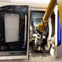 China FANUC M-710iC/50 Robot Arm 50 kg Payload 2050 mm for Handling for sale