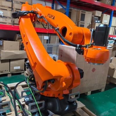China KR 180 R3200-2 PA Palletizer with Suction Cups for Sack Stacking for sale