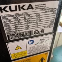 China KR 180 R3200-2 PA Palletizer with Suction Cups for Sack Stacking for sale