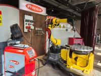 China Industrial Robot Manipulator KUKA KR8 R1640-2 With Fronius MIG MAG Power Sources for sale