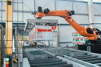 China Advanced KUKA KR 300-2 PA 300kg Industrial Robot 5-Axis Palletizing Arm for sale