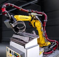 China High Precision FANUC M-800iA/60 6-Axis Industrial Robot 60kg Payload 2040mm Reach for sale