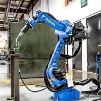 China Yaskawa AR1440 6 Axis Welding Robot with Robotic Positioner for MIG Welding for sale