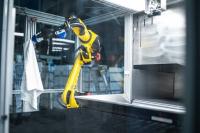 China High Speed Stable 6 Axis Robot Arm FANUC 10iD Series PLC Motor IP54 Max Payload 35kg for sale