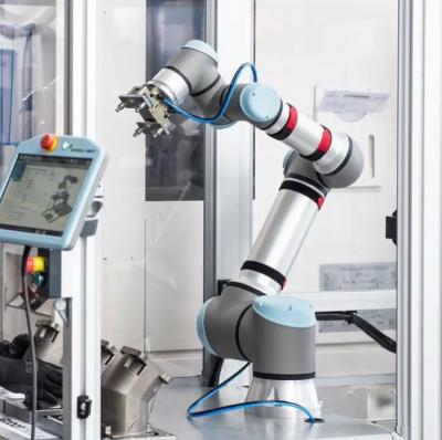 China More Efficient Universal Robot UR16e Cobot Match 3D Vision Customized Robot Gripper for sale