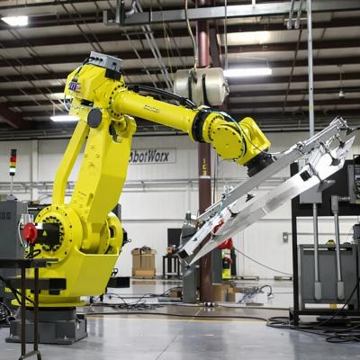 China Industrial Robot FANUC M-900iB/700 Heavy-duty Palletizing Arm High-load Bag Chemical for sale