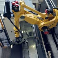 China High Load Industrial Handling Robot FANUC M-900iB/360 Auto Manufacturing Large Parts for sale
