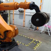 China Heavy-duty Handling Palletizing Robot KR 300 R2700-2 High Load Capacity Chemical for sale