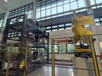 China 6 Axis Industrial Robot Fanuc R-2000IC/165f 165kg Payload IP54 Protection Complete for sale