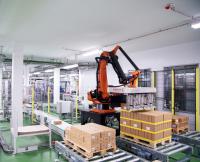 China KUKA 6-Axis Palletizing Robot 40kg Payload 2091mm Reach Gripper Solution for sale