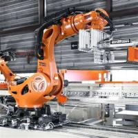 China KUKA 1300kg Payload Palletizing Robot 3202mm Reach Heavy Duty Stacking for sale
