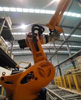 China KUKA 1300kg Payload Palletizing Robot 3202mm Reach Heavy Duty Stacking for sale