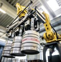 China FANUC M-410iC/500 500kg Payload Palletizing Robot 3143mm Reach Heavy Duty for sale