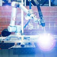 China Industrial Six-Axis Robot Arm UR7e Intelligent Collaborative Robotic Lifting Arms for sale