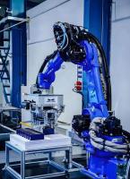 China Yaskawa GP12 12kg Payload Handling Robot with SCHUNK Gripper 6-Axis for sale
