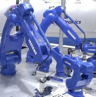 China Yaskawa GP7 7kg Payload Assembly Robot 927mm Reach 6-Axis 3D Vision Station for sale