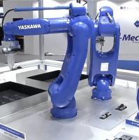 China Yaskawa GP7 7kg Payload Assembly Robot 927mm Reach 6-Axis 3D Vision Station for sale
