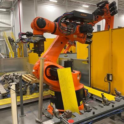 China KUKA KR420 R3330 420kg Payload Handling Robot 3330mm Reach CNGBS Gripper for sale
