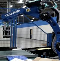 China Yaskawa GP12 12kg Payload Sorting Robot 1440mm Reach 6-Axis Logistics Parcel for sale