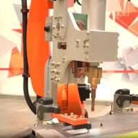 China KUKA KR50 R2500-2 50kg Payload Welding Robot 2500mm Reach Spot Welding for sale