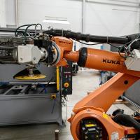 China KUKA KR210 R2700-2 210kg Payload Handling Robot 2701mm Reach 6-Axis for sale