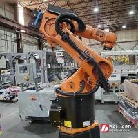 China KUKA KR300 R2500 300kg Payload Palletizing Robot 2500mm Reach Heavy Load for sale