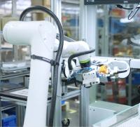 China FANUC CRX-10iA/L 6-Axis Collaborative Robot Hand-Guided Teaching Motor 10KG Payload IP67 Rated for Chainsaw Assembly Production for sale