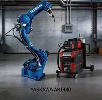 China Yaskawa AR1440 12kg Payload Welding Robot 1440mm Reach YRC1000 Thru-Arm for sale