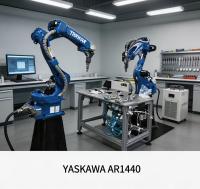 China Yaskawa AR1440 12kg Payload Welding Robot 1440mm Reach YRC1000 Thru-Arm for sale