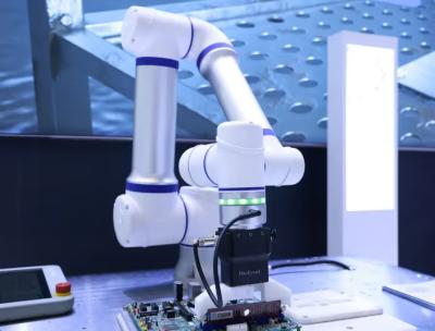China ELITE CS68 8kg Payload Collaborative Robot 820mm Reach 6-Axis Assembly Cell for sale