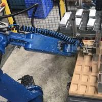 China Yaskawa GP12 12kg Payload Handling Robot 1440mm Reach CNC Machining Center for sale