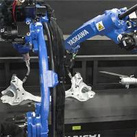 China Yaskawa AR1440 12kg Payload Welding Robot 1440mm Reach Positioner Carbon Steel for sale