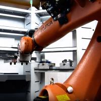 China KUKA KR20 R3100-2 25kg Machine Tending Robot 3100mm Reach Loading Arm for sale
