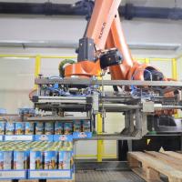 China KUKA KR35 R1840-3 HW 35kg Payload Handling Robot 1840mm Reach Guide Rail for sale